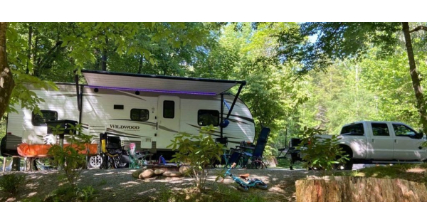 The Happy Shack | Yaknia.com